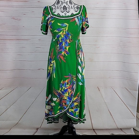 Jealous Tomato | Dresses | Jealous Tomato Emerald Green Smocked Boho ...